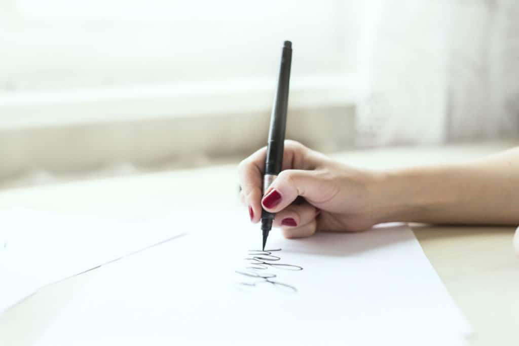 15 Best Calligraphy Pens for Beginners (A MUST READ!) - VeryCreate.com
